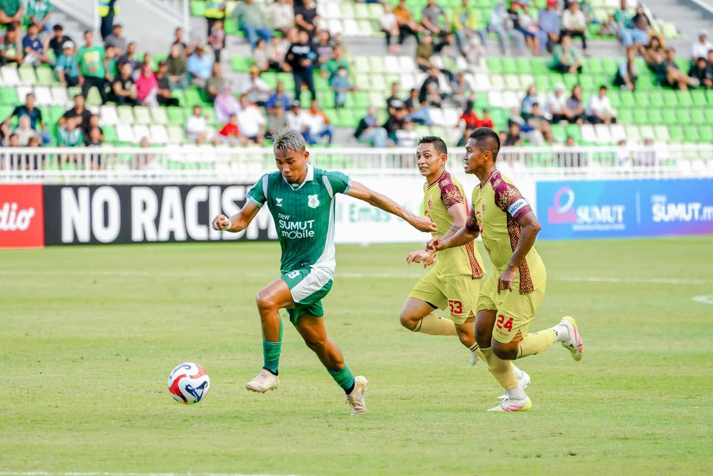PSMS Taklukkan Sriwijaya FC 3-1, Bobby Nasution Puji Penampilan Tim dan ...