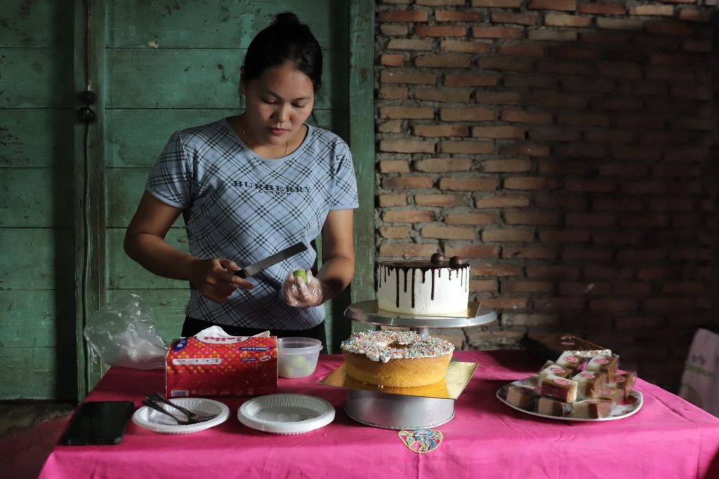 Perjuangan Sani Indah Bako: Dari Dapur Rumah ke Roti Favorit Warga ...